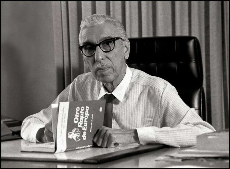 La poesía nicaragüense de Pablo Antonio Cuadra ~ Revista Carátula